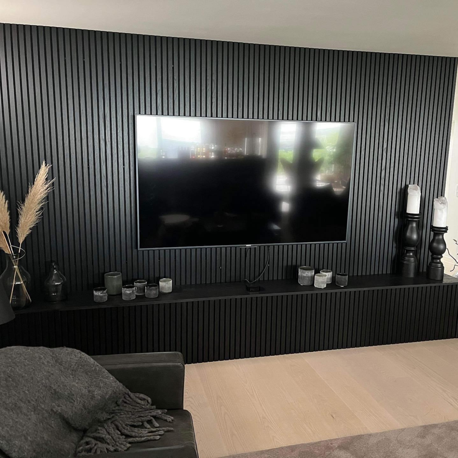 Jet Black | Ultra Premium